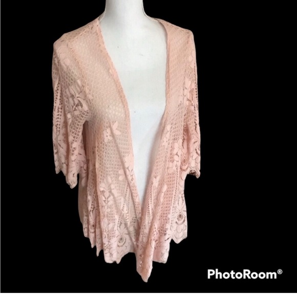 torrid | Sweaters | Torrid 00 Ml Ox Light Pink Flowy Floral Open Front ...